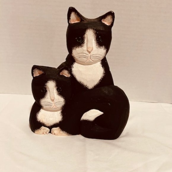 FOLK BLACK AND WHITE CAT SCULPTURE | Accents | Folk Black And White Cat ...
